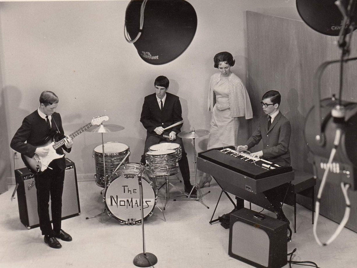 Elaine Horn & Local Music: KVOS TV-1965 – QZVX Broadcast History ...